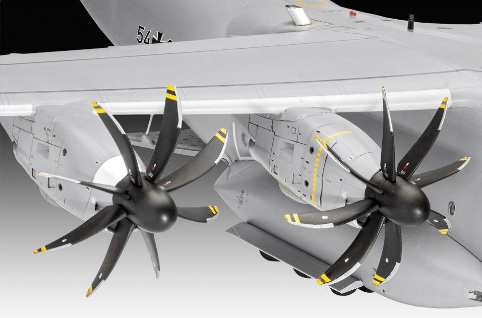 Revell Airbus A400M Air Force | Hobbies