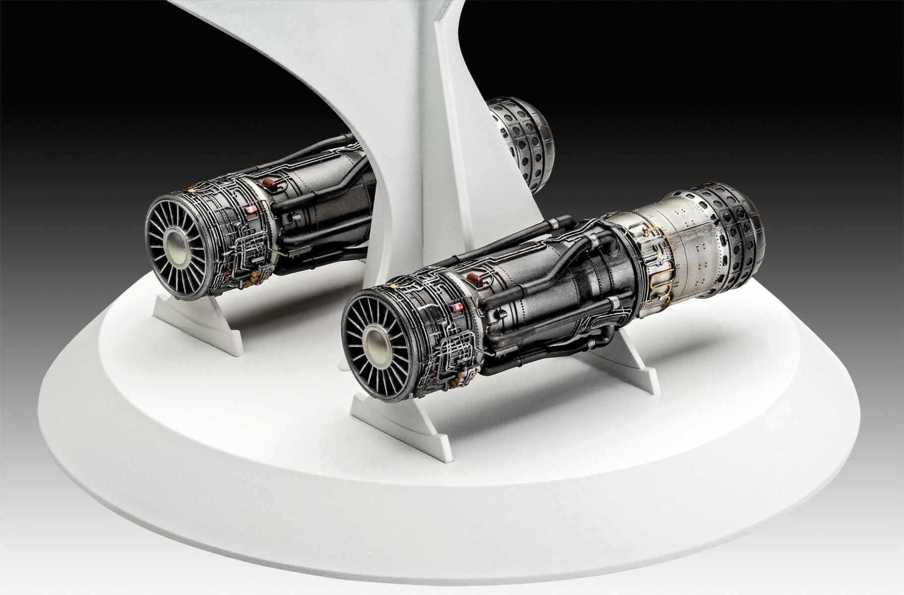 Revell 1/48 Scale Lockheed SR-71 A Blackbird Model Kit | Hobbies