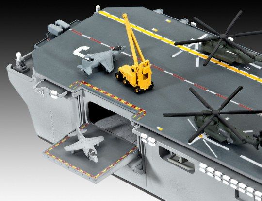 Revell Assault Carrier USS Wasp Class Kit | Hobbies
