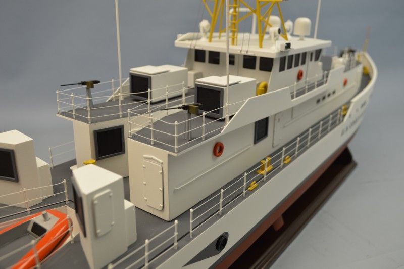 Dumas 1/48 USCG Fast Response Cutter Kit | Hobbies