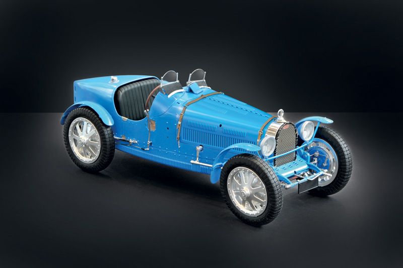 Italeri 1/12 Scale Bugatti Roadster/ Monte Carlo Model Kit | Hobbies
