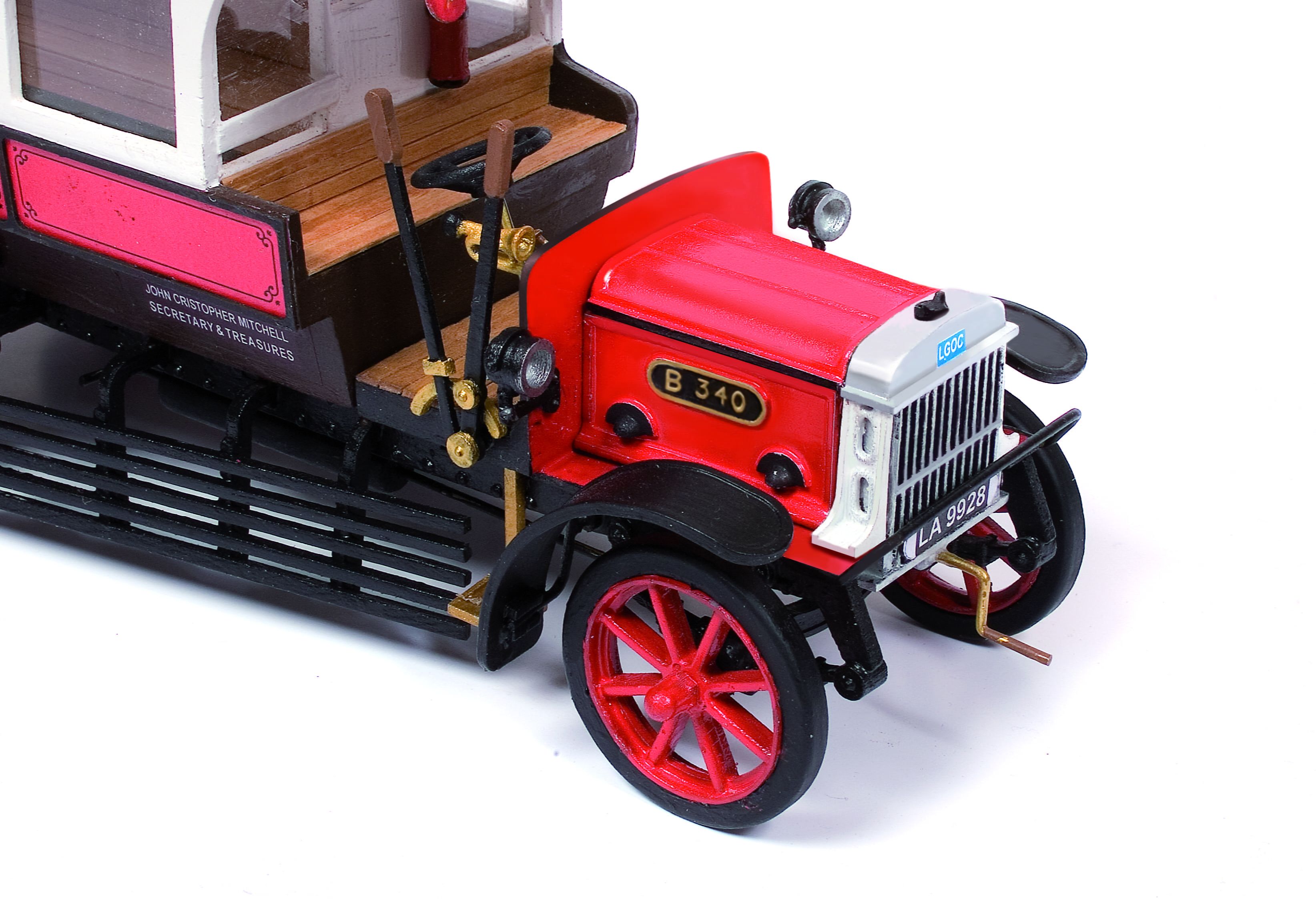 Occre Dennis London B-Type Bus 1:24 Scale Model Kit 57000 | Hobbies