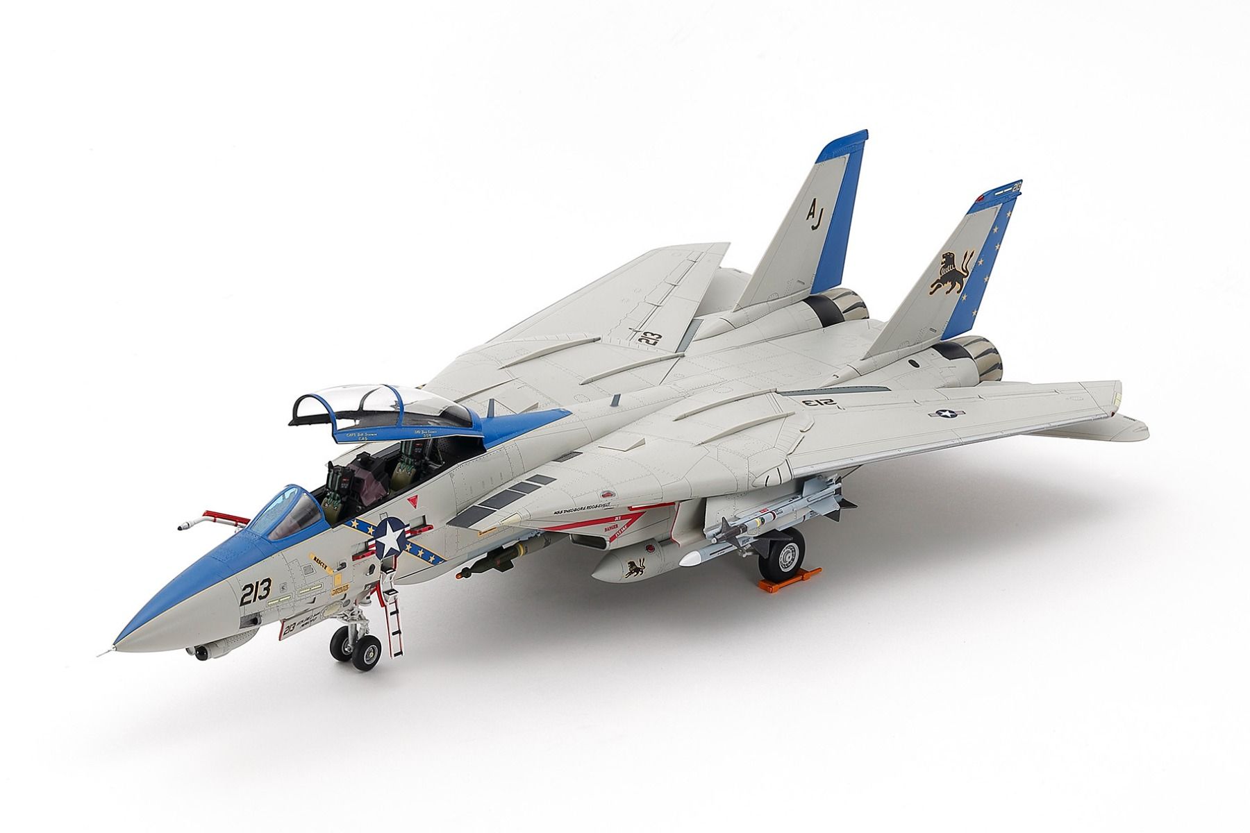 Tamiya 1/72 Scale Grumman F-14D Tomcat Model Kit | Hobbies