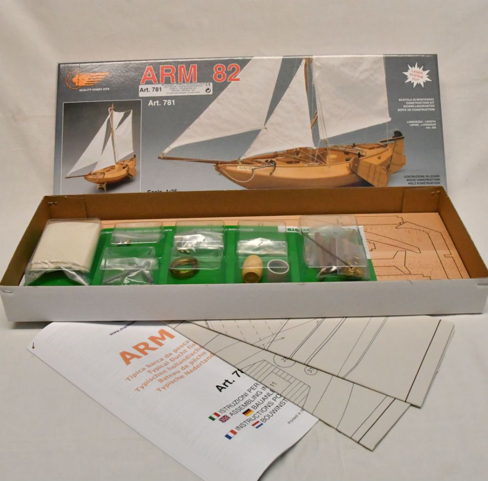 Mantua Models 1/25 Scale Arm 802 Fishing Vessel Model Kit | Hobbies