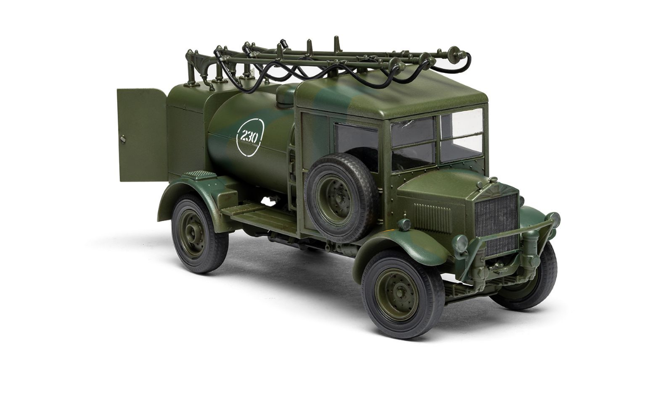 Airfix 1/48 Scale Albion 3-Point Fueller Model Kit | Hobbies
