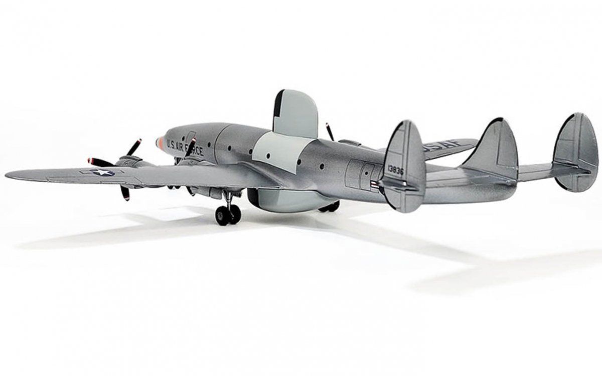 Academy 1/144 Scale USAF EC-121 Warning Star, ca.1950s-70s Model Kit ...