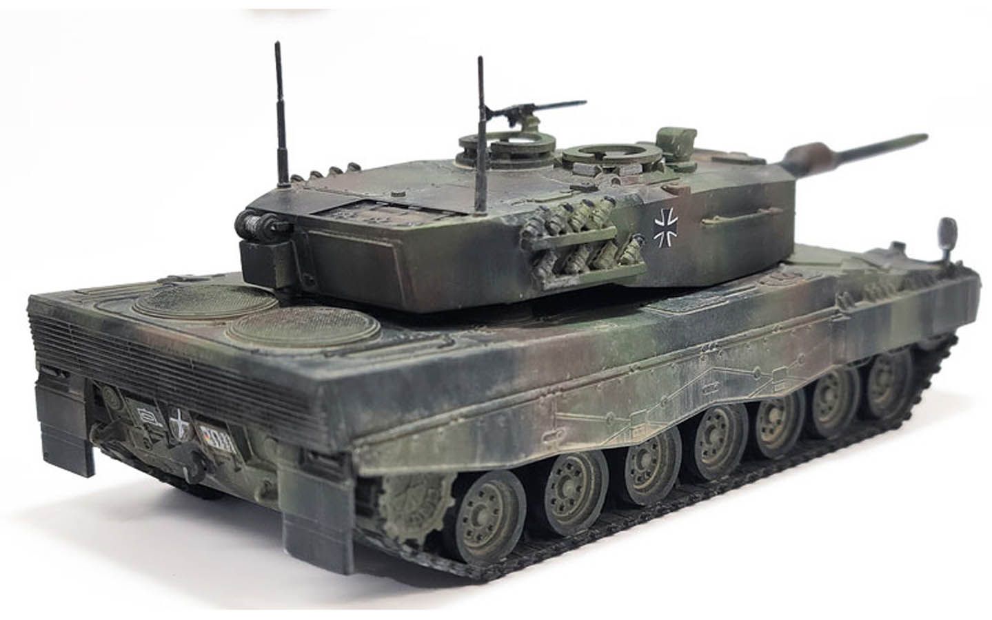 Academy 1/72 Scale German Army Leopard 2A4, ca.1980s-2000s Model Kit ...