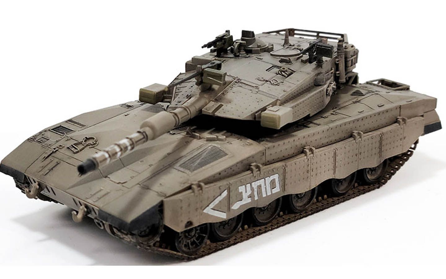 Academy 1/72 Scale IDF Merkava Mk III, ca.1990/91 Model Kit | Hobbies