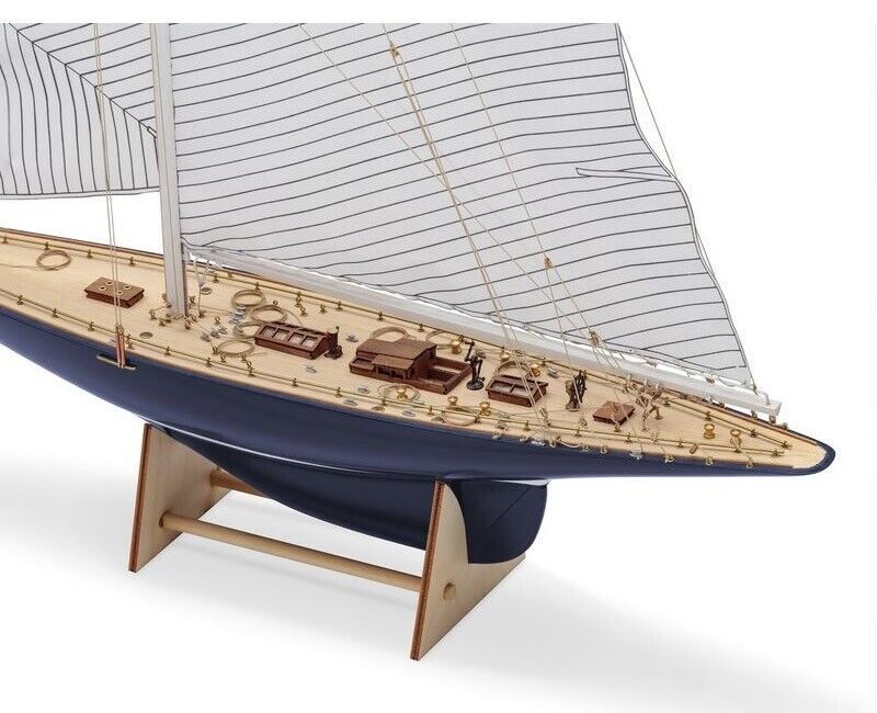 Amati 1/80 Scale Endeavour with Polystyrene Hull Model Kit | Hobbies