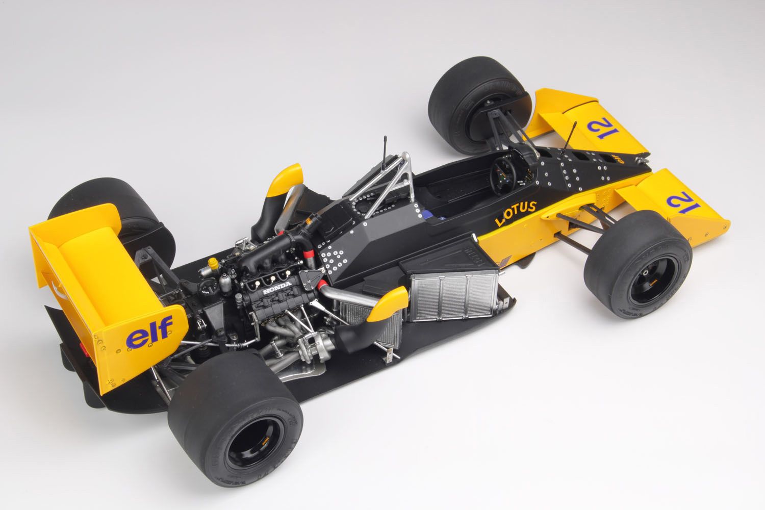 Beemax 1/12 Scale Lotus 99T 1987 World Champions Monaco Model Kit | Hobbies