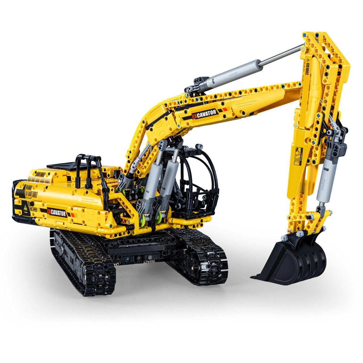 CaDa Functional Excavator Model Kit | Hobbies
