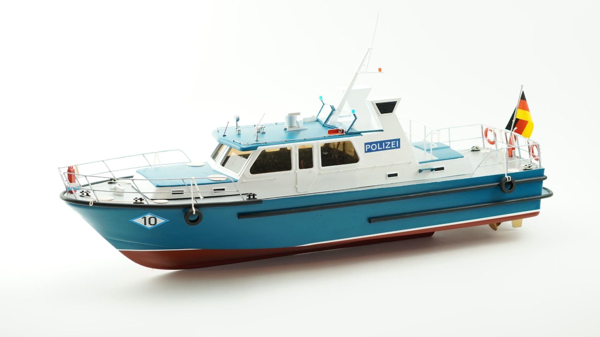 Billing Boats 1/20 Scale German Policeboat WSP 10 Model Kit | Hobbies