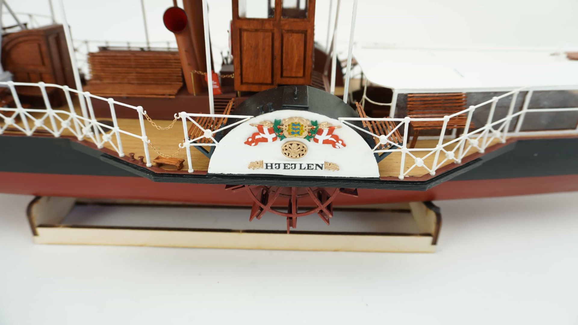 Billing Boats 1/33 Scale Hjejlen Model Kit | Hobbies