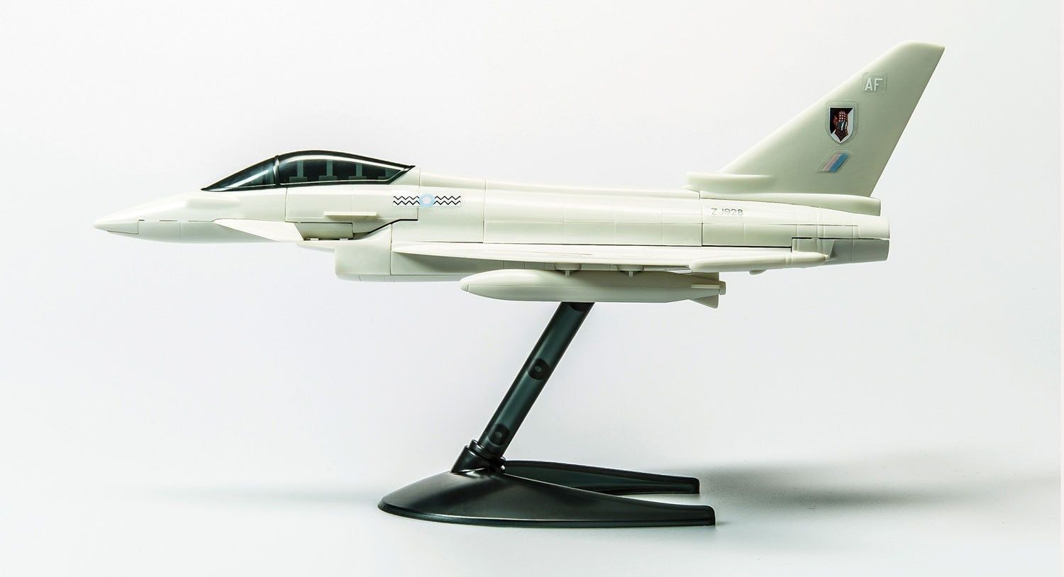 QUICK BUILD Eurofighter Typhoon | Airfix | Hobbies