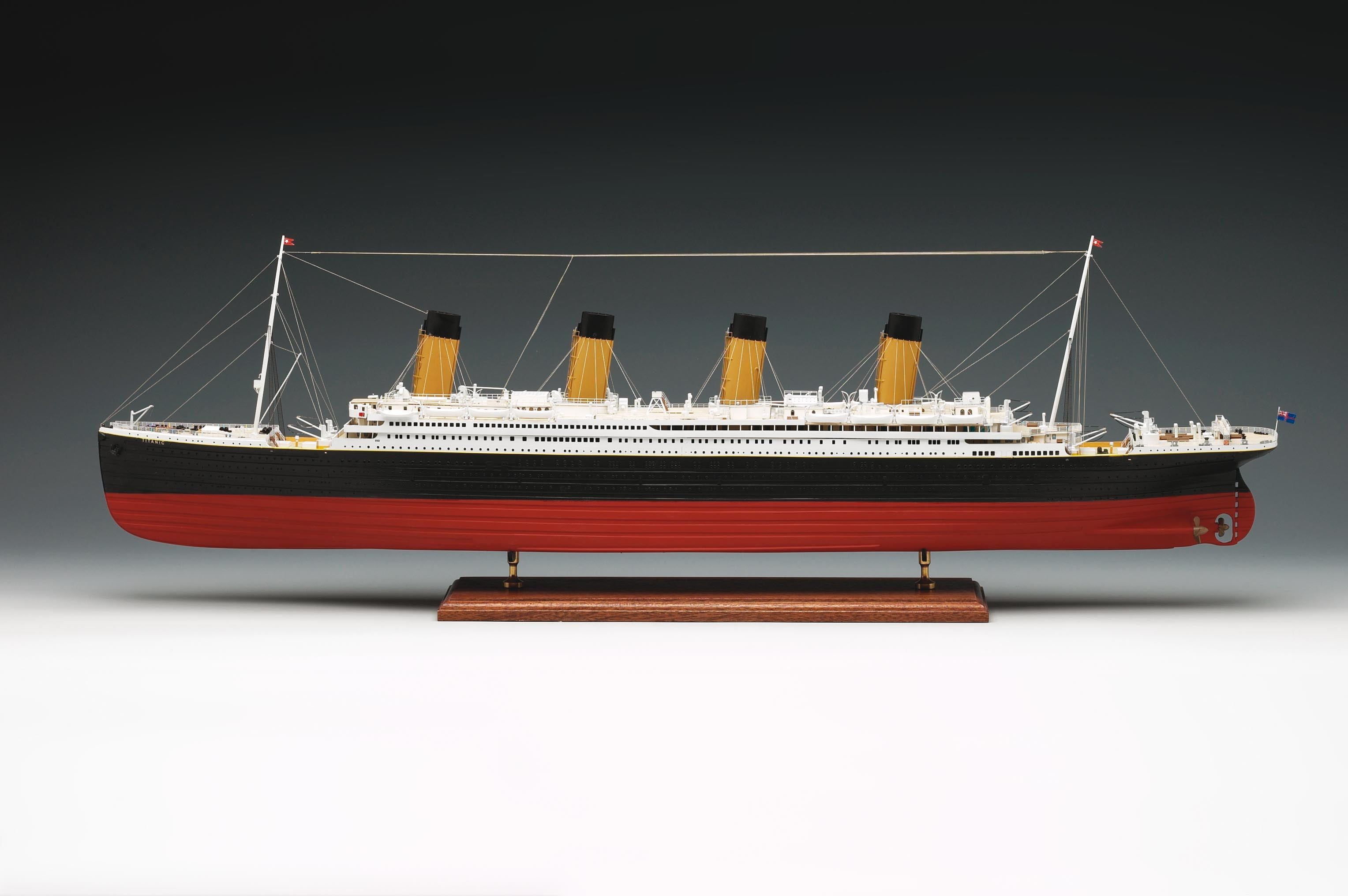 Amati RMS Titanic 1912 Wooden Model Ship Kit 1606 | Hobbies