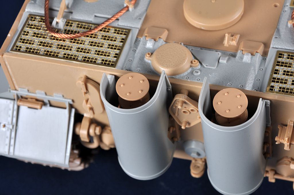 Trumpeter 1/16 Scale PzKpfw VI Ausf E SdKfz 181 Tiger I Late Production ...