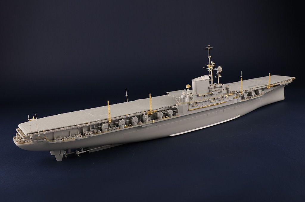Trumpeter 1/350 Scale USS Midway CV-41 c.early postwar Model Kit | Hobbies