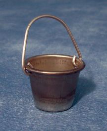 12th Scale Dolls House Metal Bucket D2036 | Streets Ahead | Hobbies